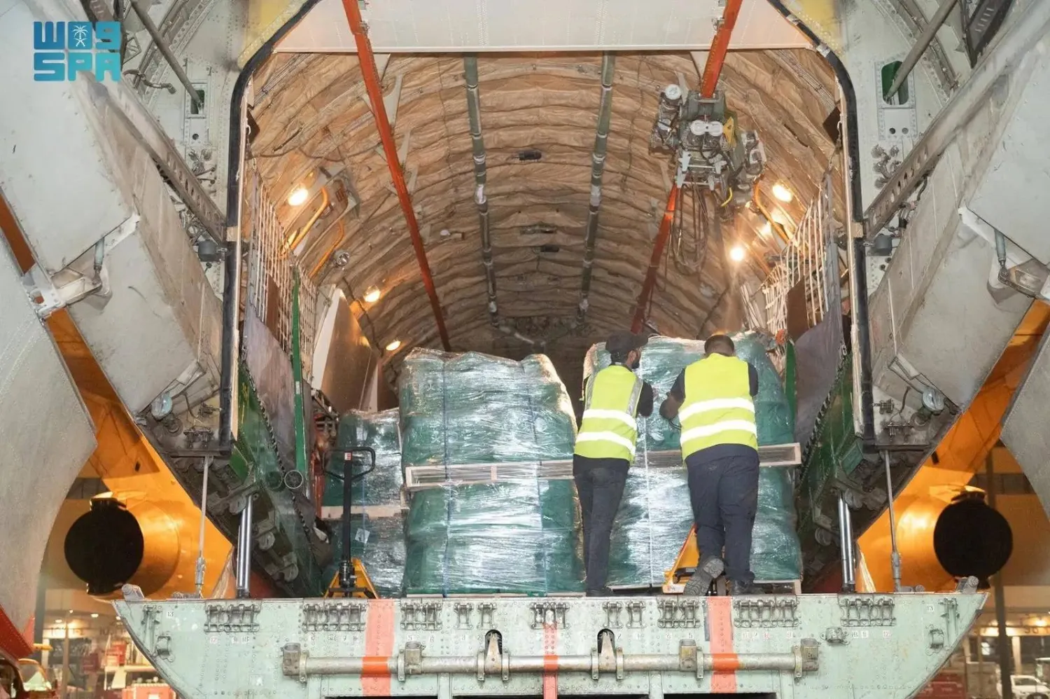 Saudi Arabia Launches Relief Air Bridge to Support Lebanon