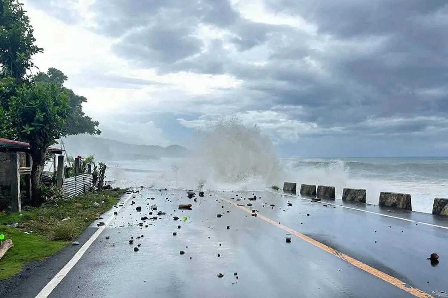 At Least Two Dead as Super Typhoon Fung-wong Nears Landfall in the Philippines