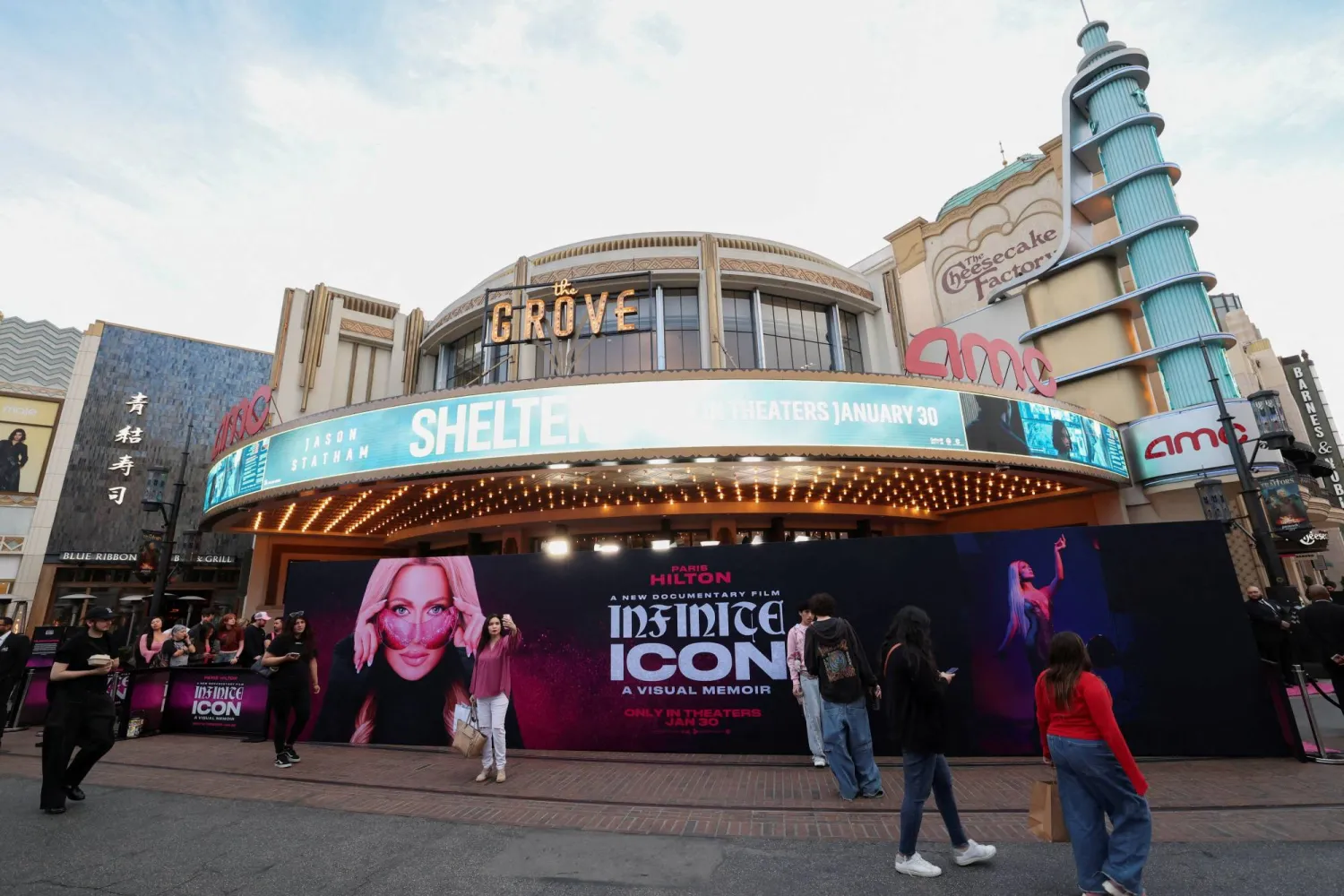 Theater Operator AMC Beats Revenue Estimates