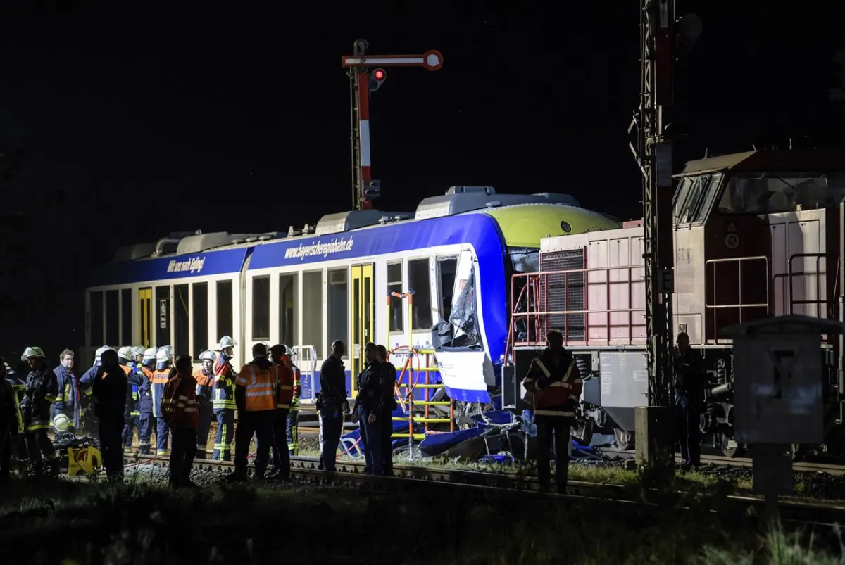 Rail Worker Detained after 2 Killed in German Train Crash