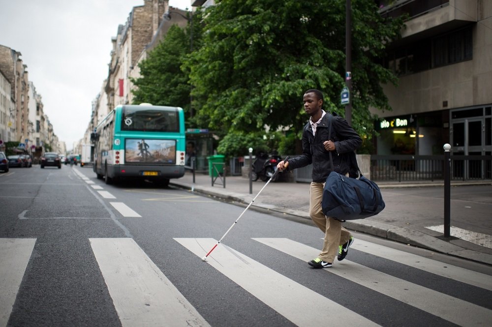 New Technology Helps Blind People Shop