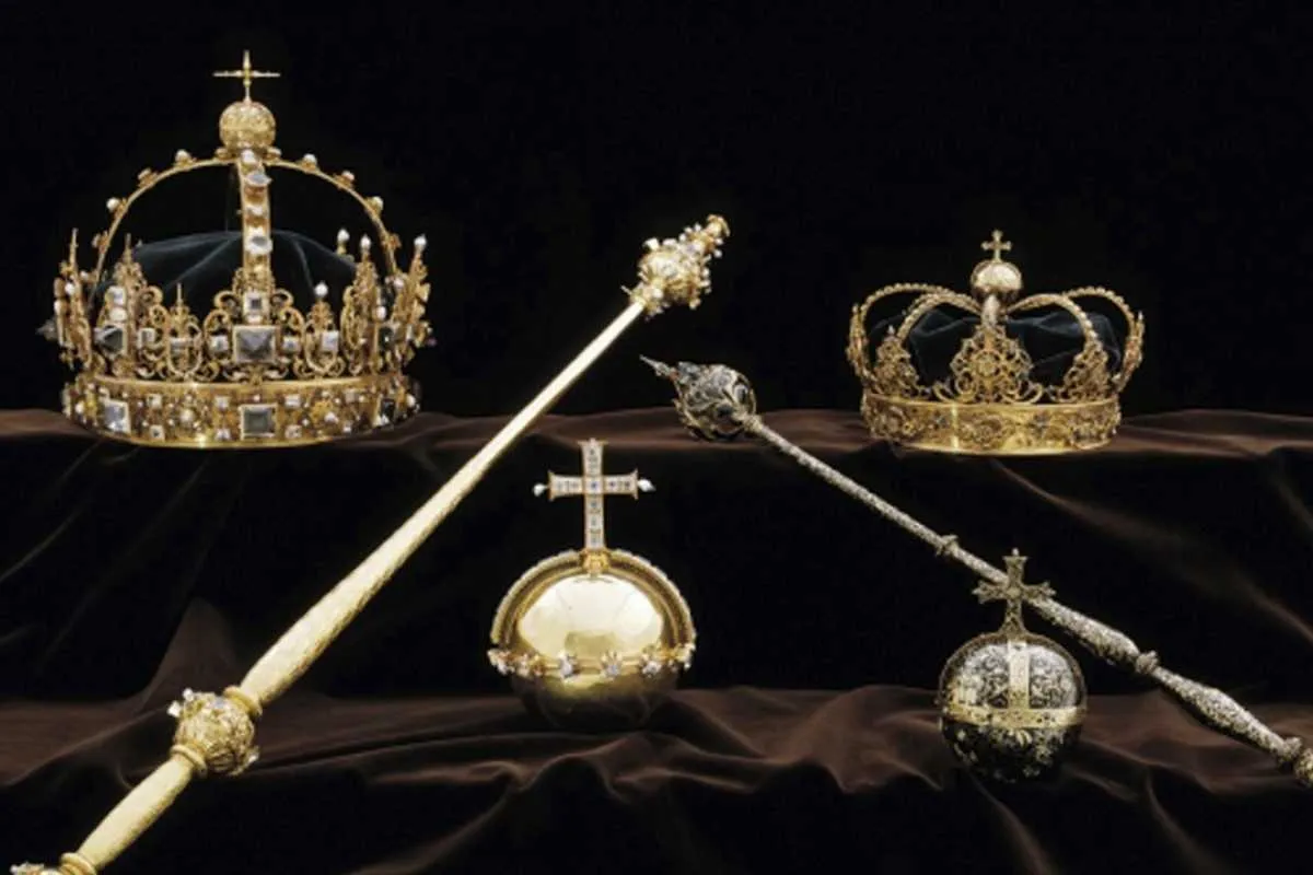 Swede Sentenced to 3 Years in Prison for Stealing 2 Royal Crowns
