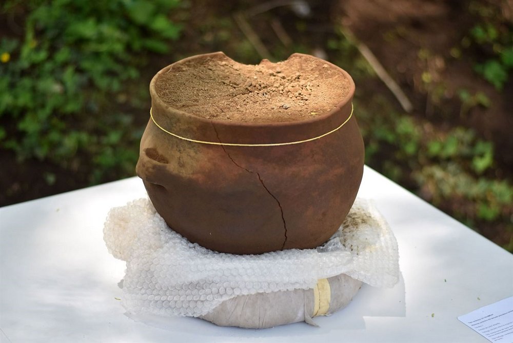 Scientists Discover Ancient Pottery Preserving 16,000-Year-Old Food