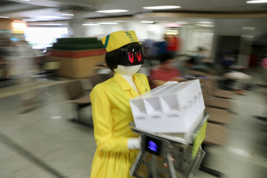 Future Robots to Take Blood Samples, Insert Catheters