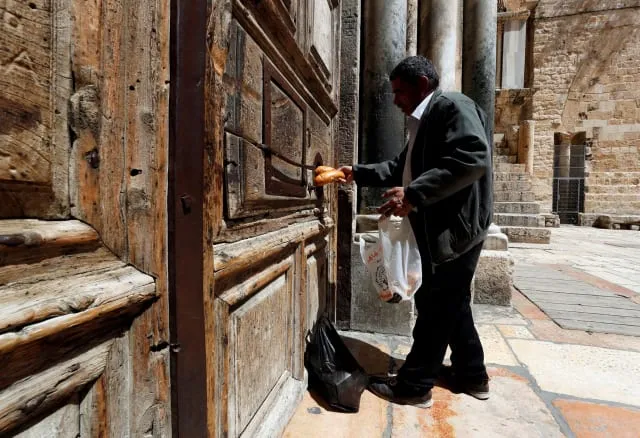 Israel's Shabak to Track Movement of Coronavirus Carriers