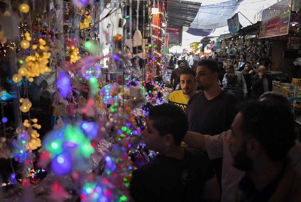 Gaza Restaurants to Reopen as Lockdown Eases