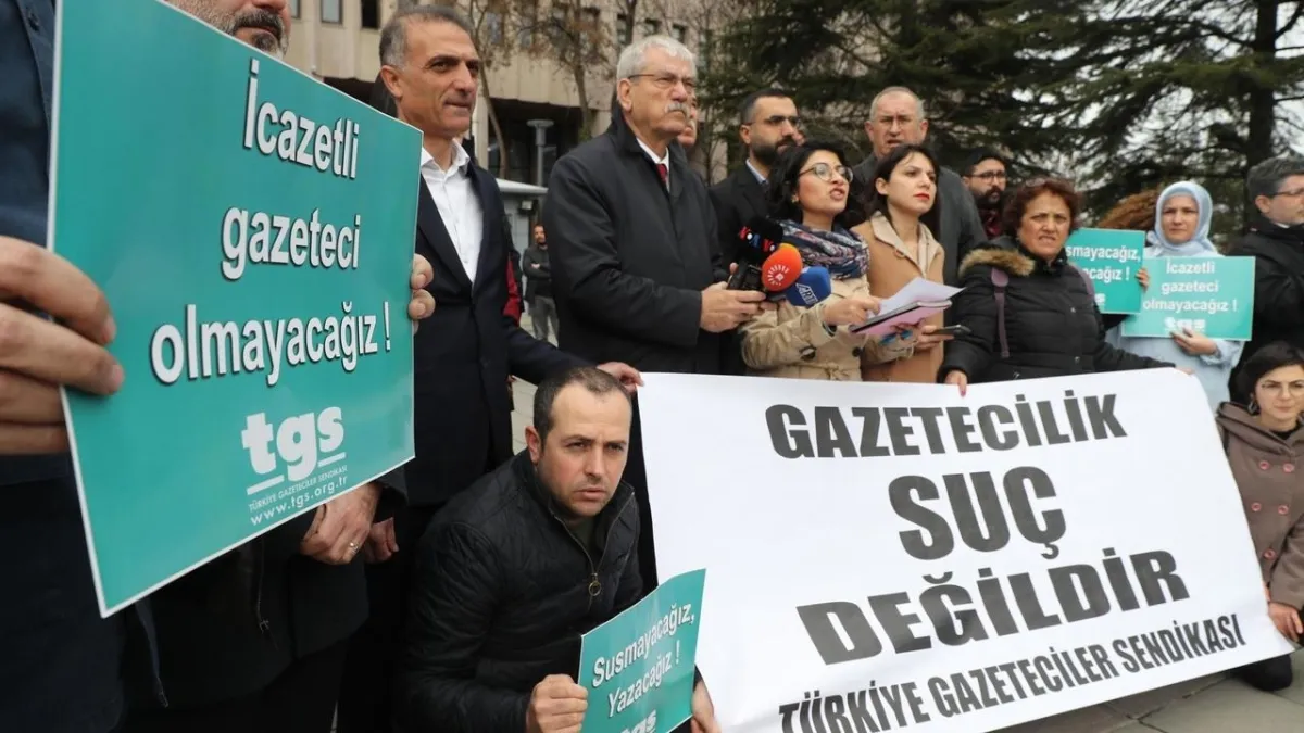 Journalists Accused of Revealing Secrets on Trial in Turkey