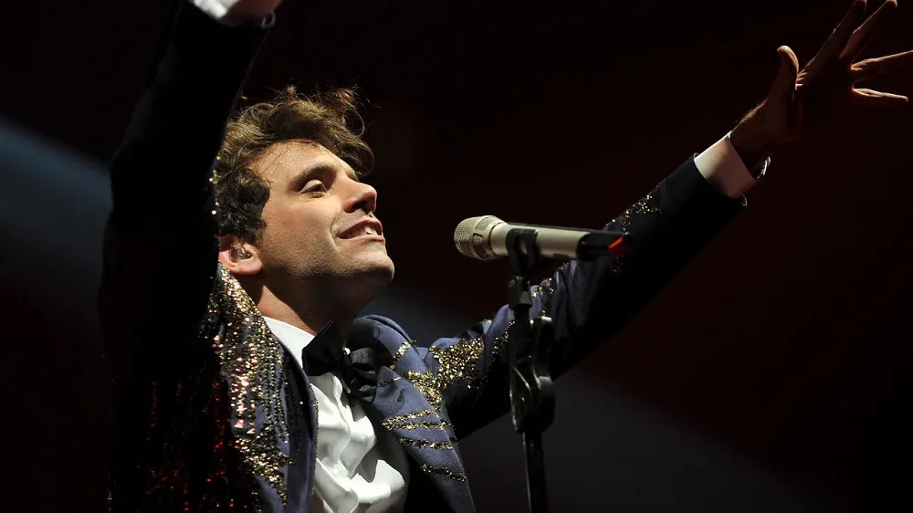 Beirut-Born Singer Mika to Livestream Concert for Blast Victims