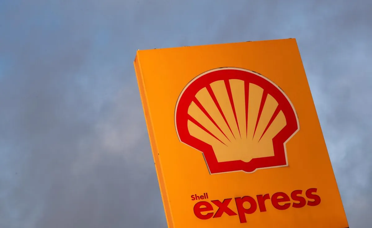 Oil Giant Shell Axes Thousands of Jobs