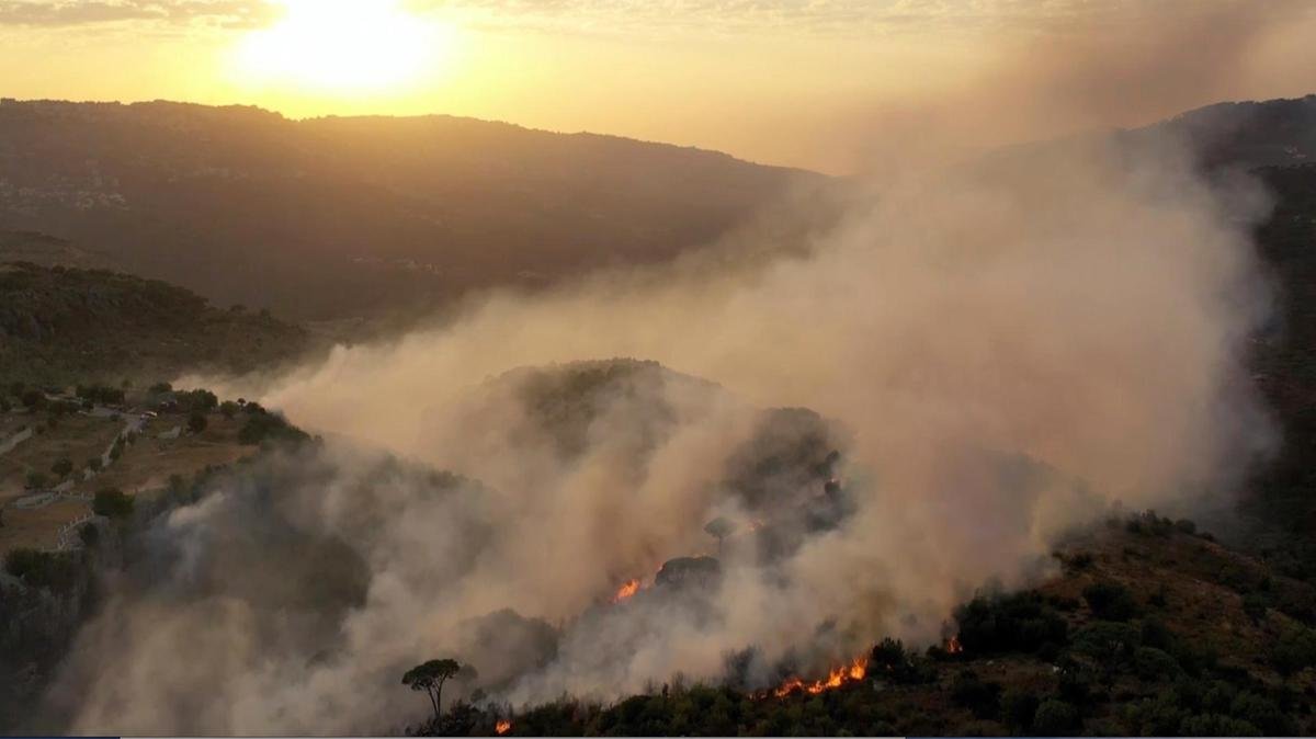 3 Dead as Forest Fires Burn in Syria, Lebanon