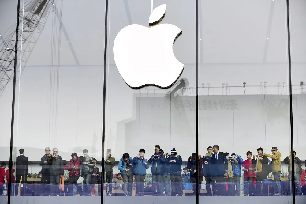 Apple to Unveil Macs with their own Processors, Widening its App Ecosystem