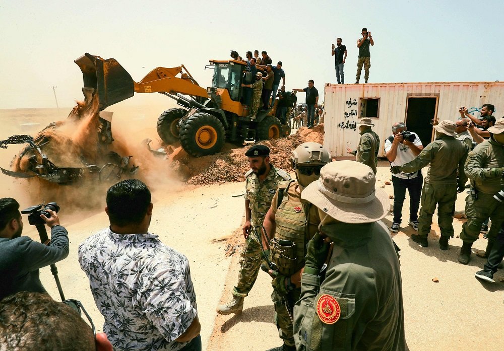 Fear and Hope on Libya's Reopened Highway