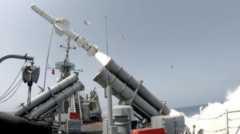 Saudi Navy Launches Missiles in Naseem al-Bahr Maneuvers