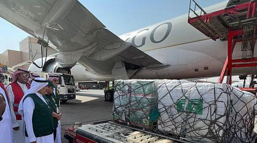 Suudi Arabistan, Pakistan'daki sel mağdurları için hava köprüsü açtı