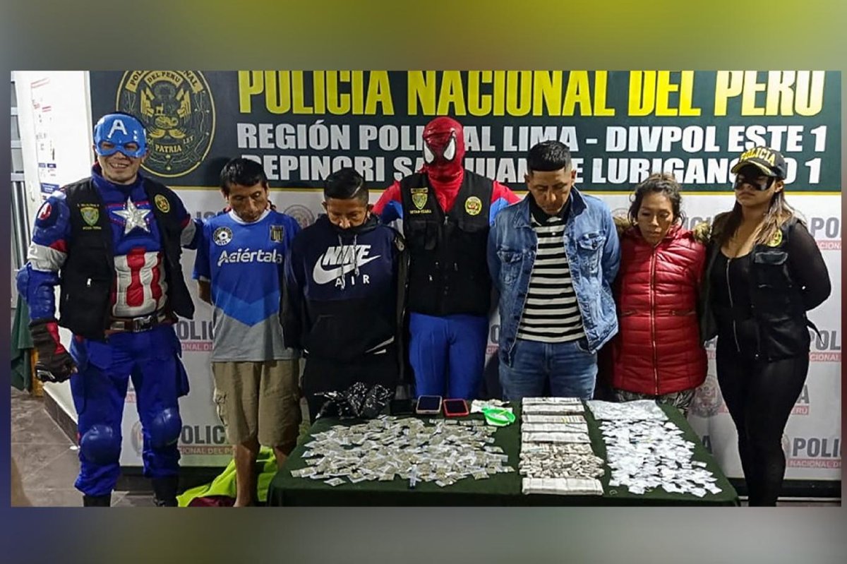 Örümcek Adam ve arkadaşları Peru'da uyuşturucu baskını düzenledi