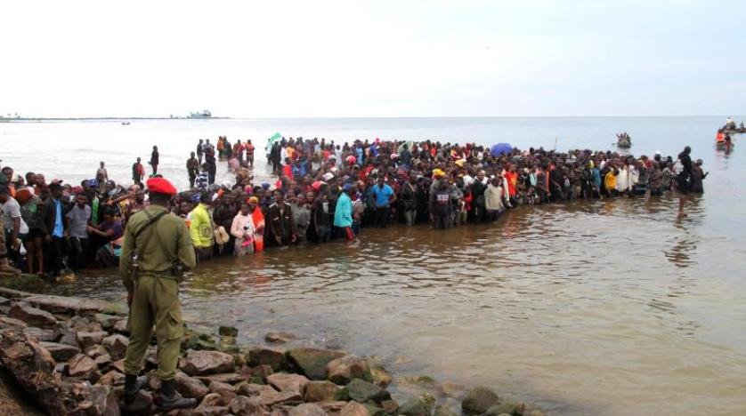 Tanzanya'da yolcu uçağı Viktorya Gölü'ne düştü: 19 kişi hayatını kaybetti