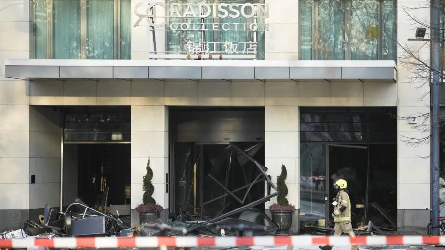 Huge Berlin Aquarium Bursts, Releases Flood of Fish