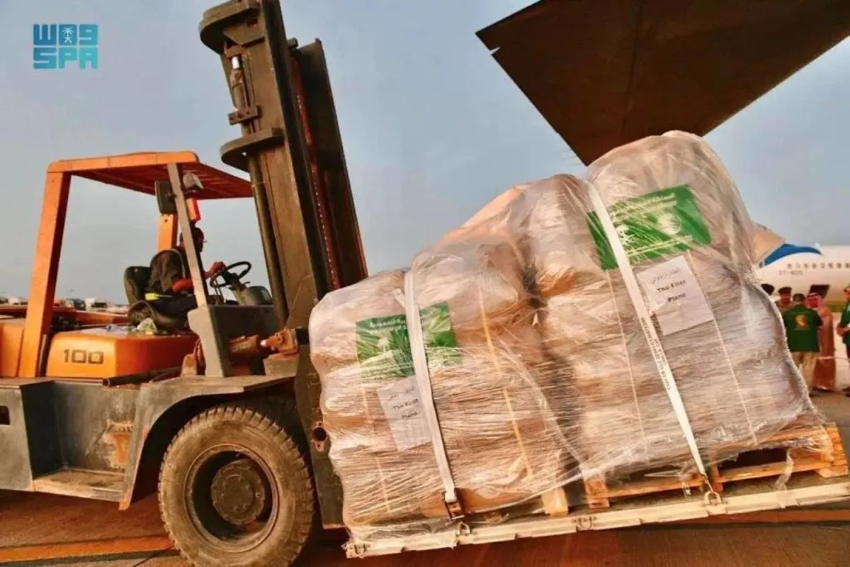 Suudi Arabistan’ın insani yardım taşıyan iki uçağı Sudan’a ulaştı