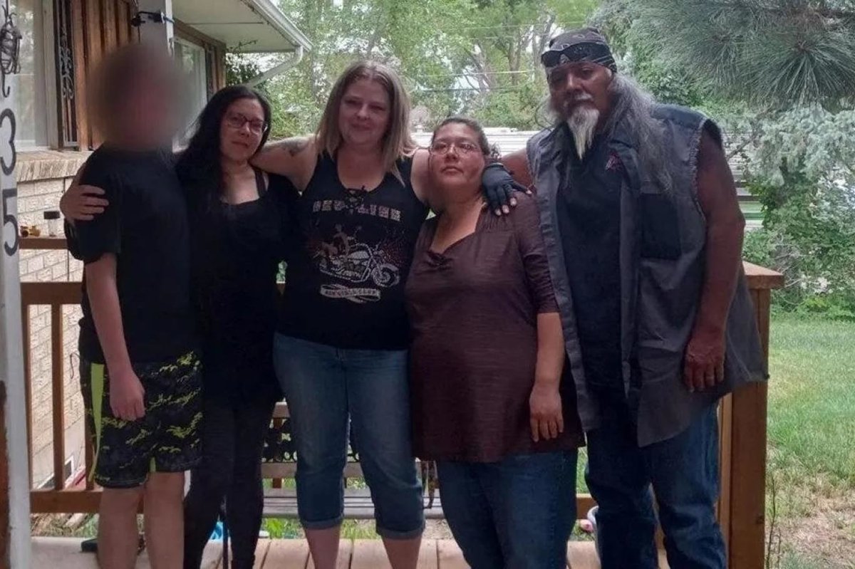 Medeniyetten uzak yaşamak için ormana giden aile ölü bulundu