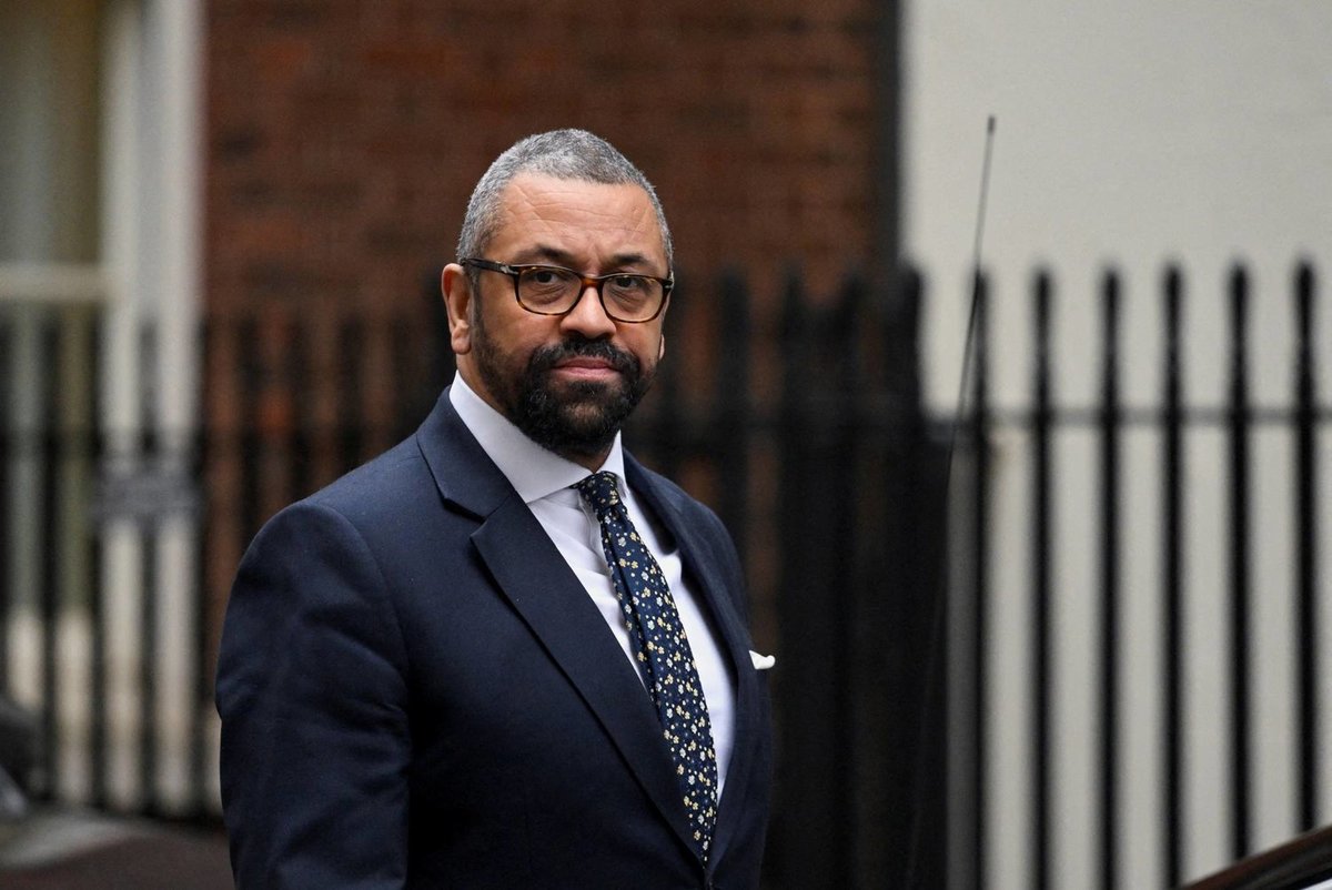 İran, İngiltere'nin yaptırımları üzerine İngiliz Maslahatgüzarı ...