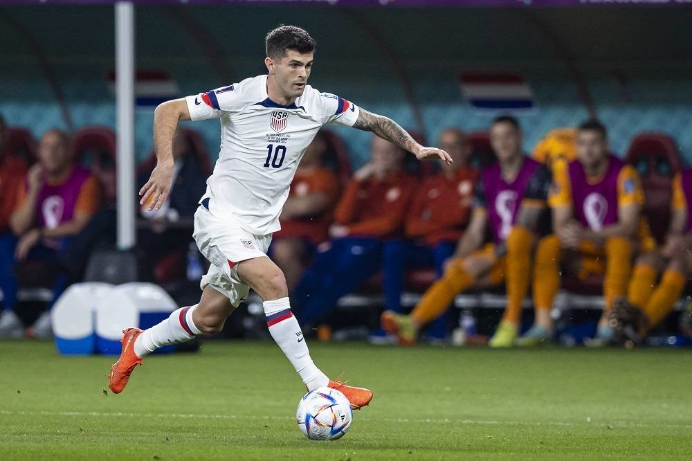 US Forward Christian Pulisic Arrives in Italy for Expected Transfer to ...