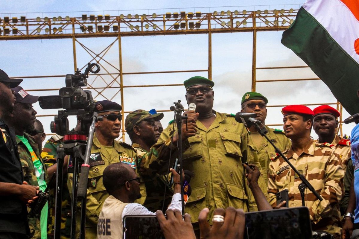 Nijer cuntasından ABD'ye rest: "Müdahale olursa Bazum'u öldürürüz"