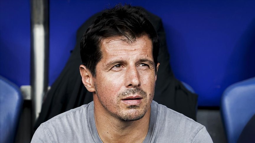 Başakşehir'de teknik direktör Emre Belözoğlu ile yollar ayrıldı