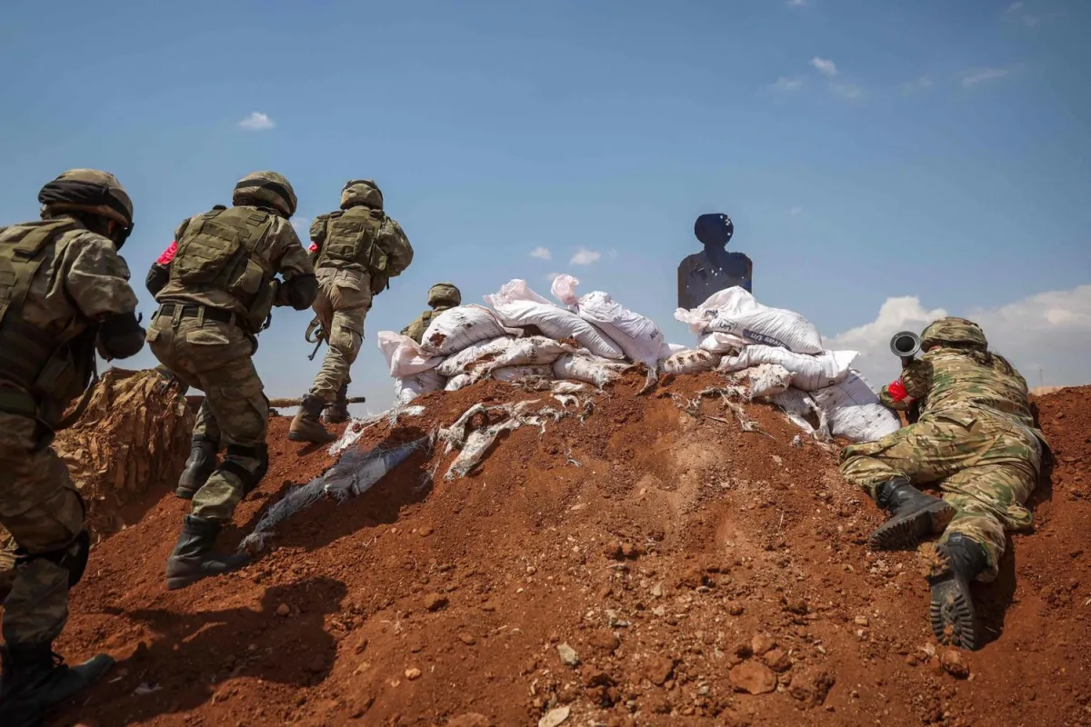 ABD’li yetkililer Suriye’nin doğusunda gerilimi azaltmaya çalışıyor