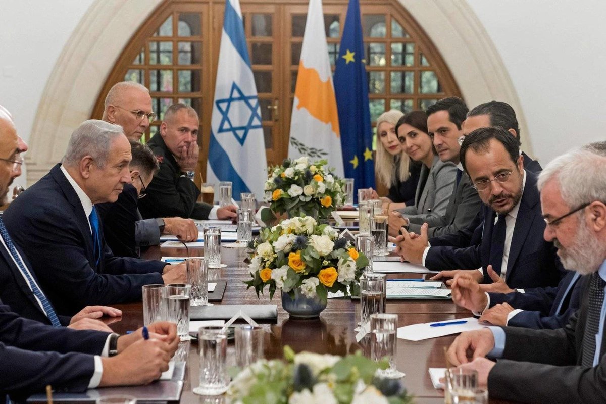 Israeli PM Discusses in Cyprus the Dispute over Aphrodite Gas Field