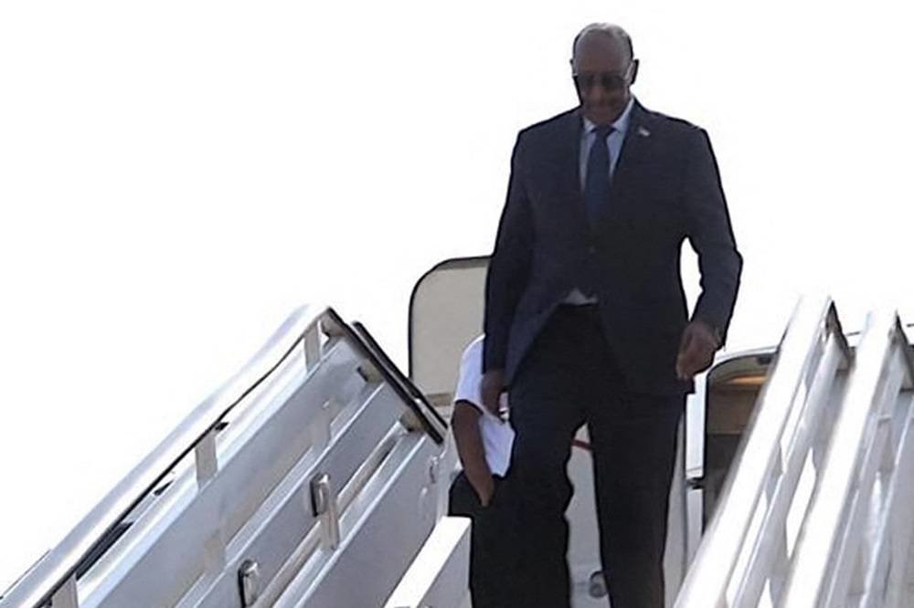 Burhan Visits Eritrea to Discuss Sudan Conflict with the President