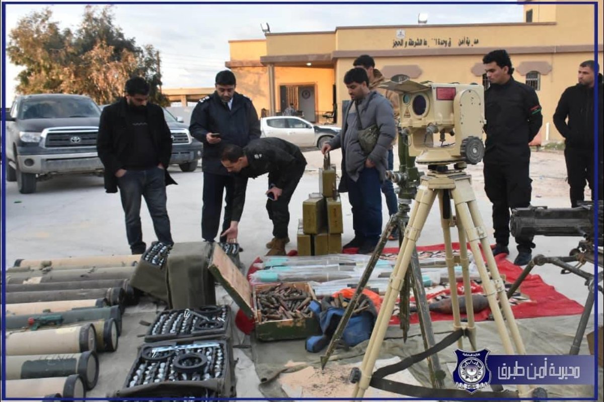 Libya'nın doğusunda 340 çanta dolusu patlayıcı ele geçirildi