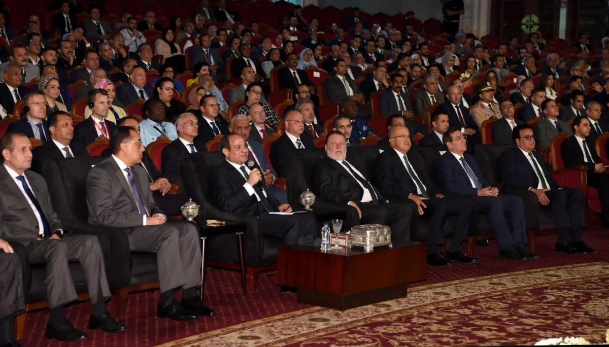 İki Mısır şehrine İHA düşmesi olayı: Sisi dışarıya uyarı, içeriye güven ...