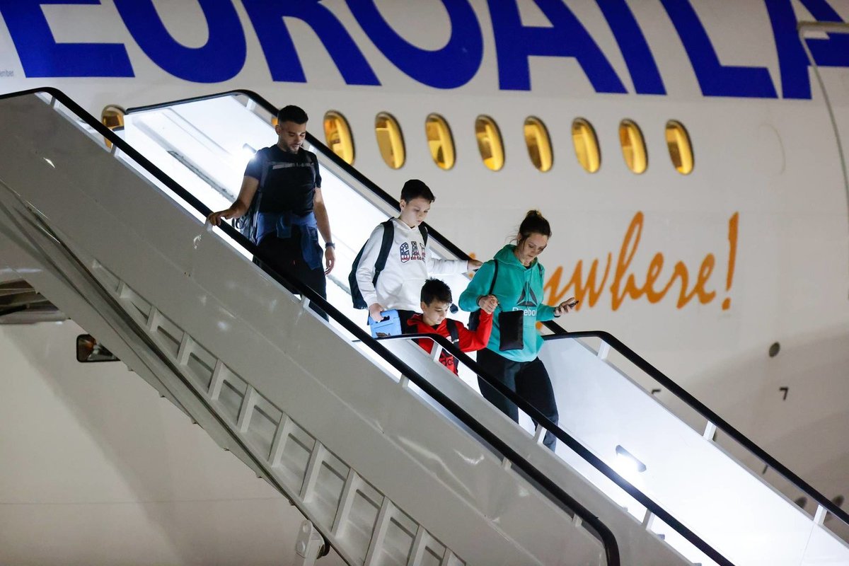 ABD’lileri İsrail’den tahliye edecek son uçuş bugün gerçekleştirilecek