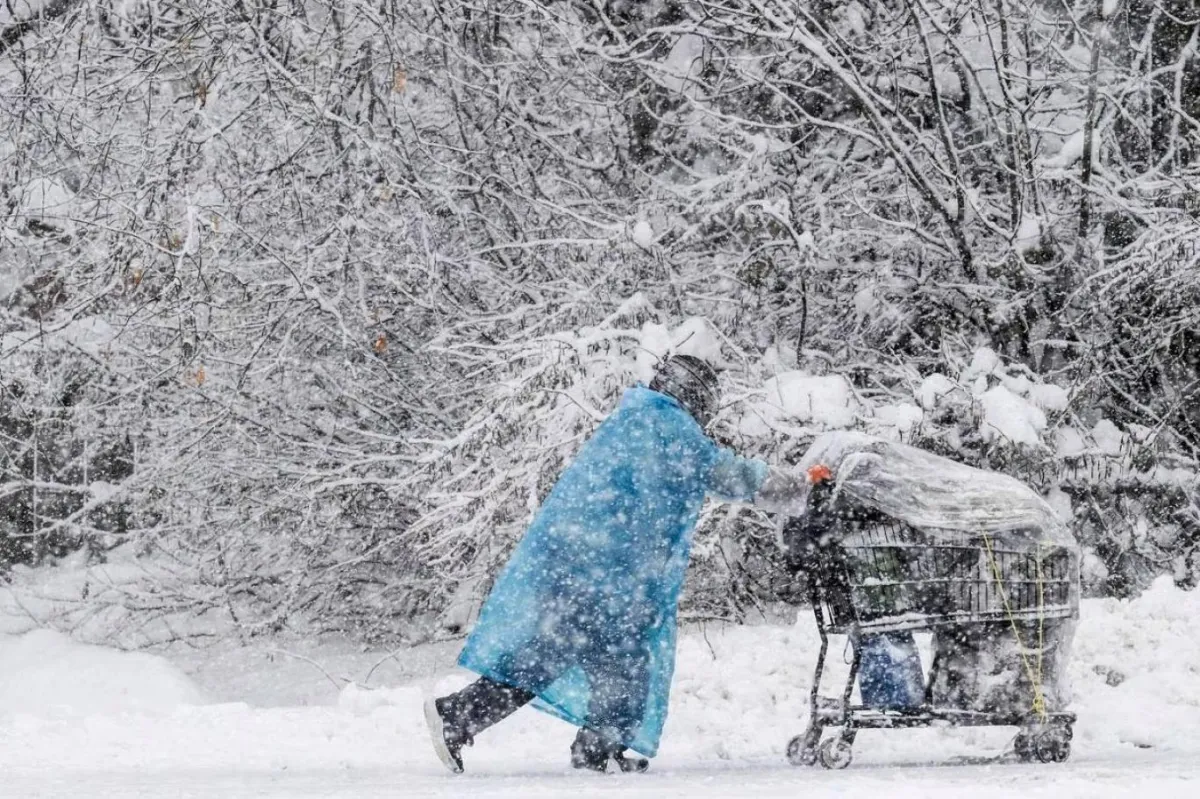 Yoğun kar yağışının görüldüğü Alaska'da 4 evsiz öldü