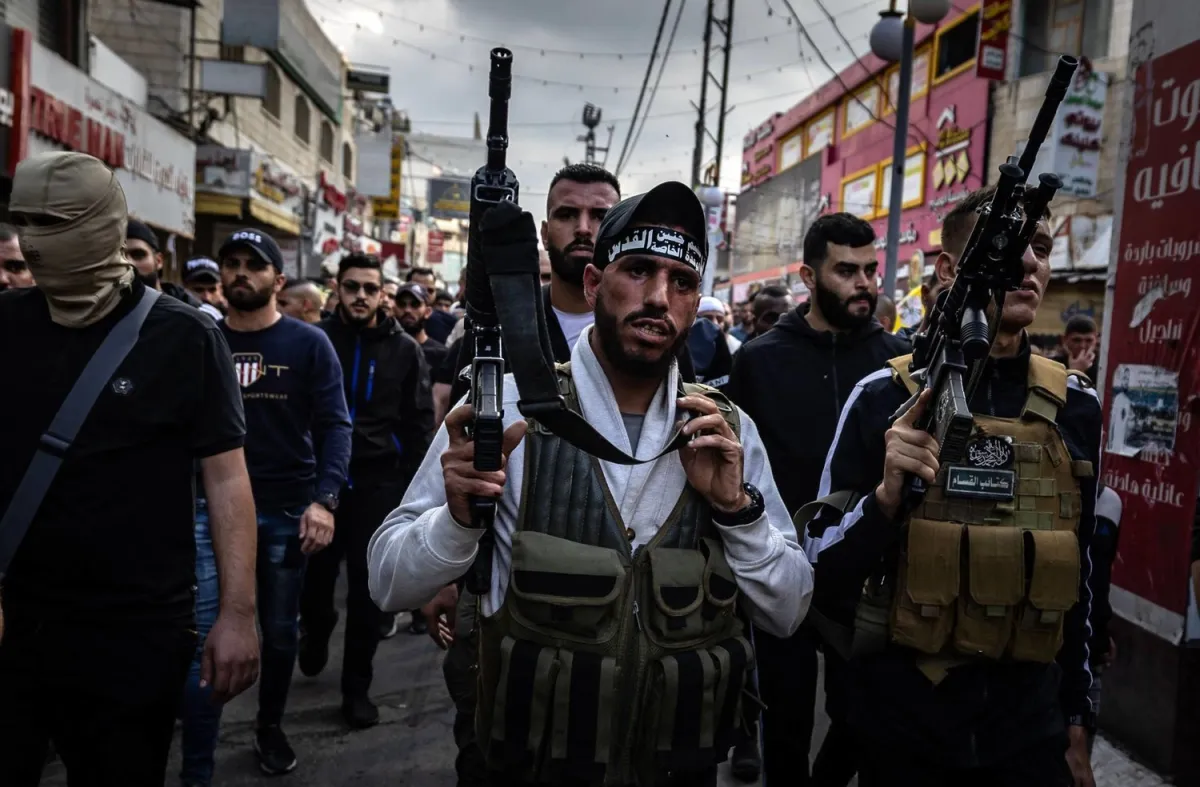 İsrail ordusu, Batı Şeria’daki operasyonlarında insansız hava ...