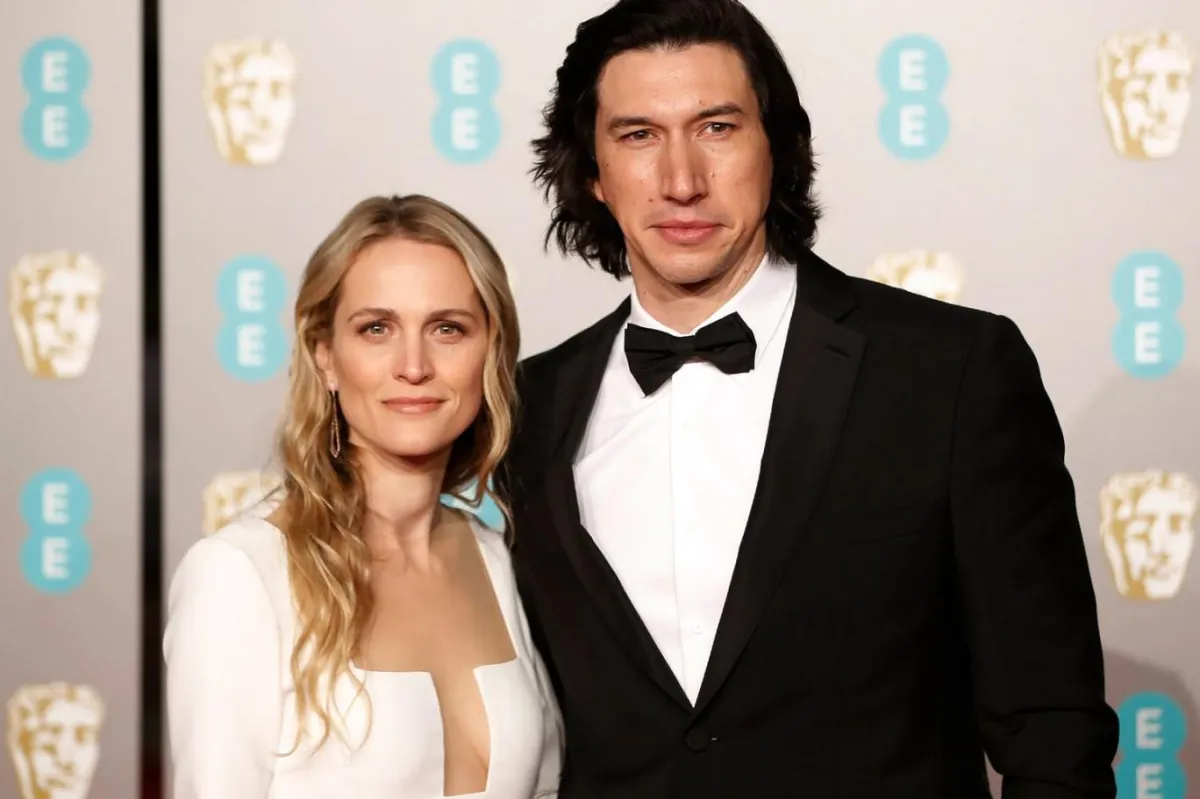 Ünlü oyuncu ikinci çocuğunun doğduğunu ağzından kaçırdı