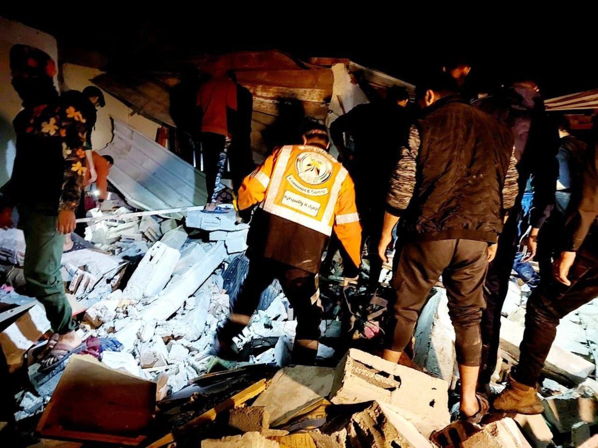 İsrail'in Magazi Mülteci Kampı'na düzenlediği saldırıda 70 kişi öldü