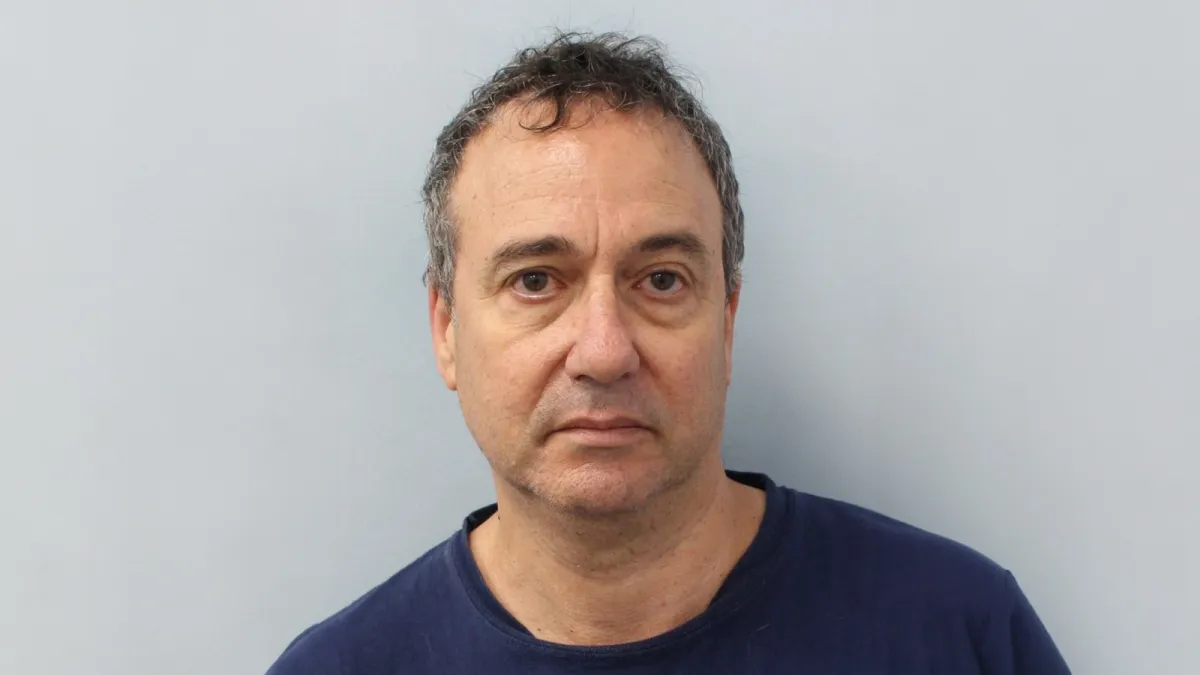 İngiltere'de hesabında çocuk istismarı görüntüleri bulunduran haham 20 ...