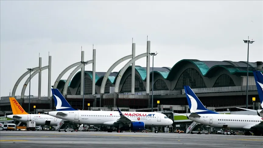AnadoluJet, Sabiha Gökçen Havalimanı kalkış ve varışlı 48 seferini ...