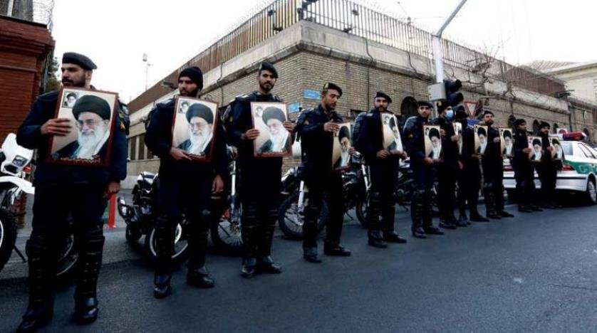 Protest Outside French Embassy in Tehran against ‘Charlie Hebdo’ Cartoons