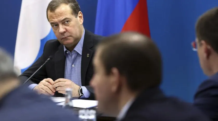 Medvedev’den endişelendiren açıklama: 'Bir nükleer gücün konvansiyonel ...