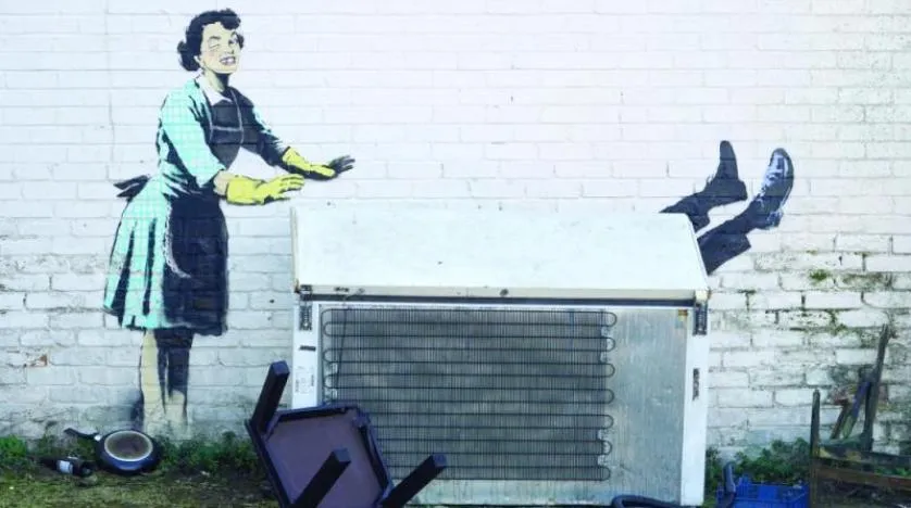 Banksy, yeni çalışmasında aile içi şiddeti ele aldı