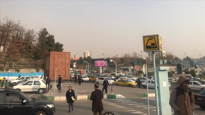 İran Yargı Erki Başkanı, kız öğrencileri zehirleyenlerin "idamla ...