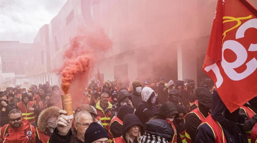Fransa'da emeklilik reformu karşıtı kitlesel grevlerin 10'uncusu ...
