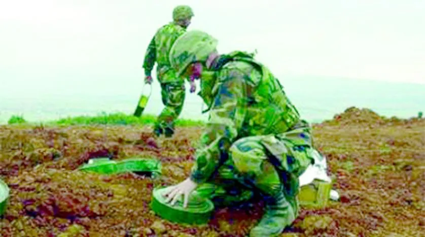 Cezayirliler sömürge dönemi mayınların ‘insanlığa karşı suç’ olarak ...