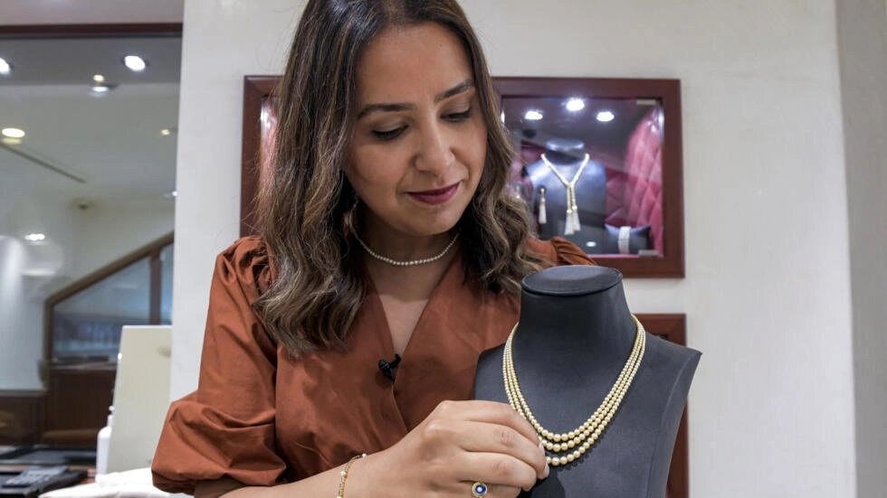 A Real Gem: In Bahrain, Only Natural Pearls Will Do