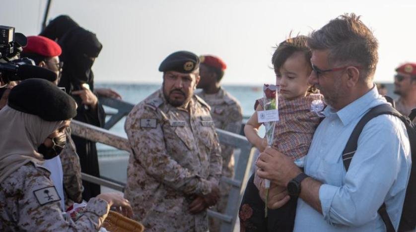 41 Saudi Citizens and Nationals of 10 Countries Arrive in Jeddah from Sudan