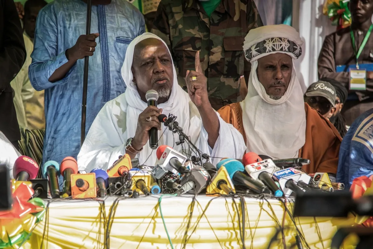 Mali ile Cezayir arasındaki krizin ana sebebi İmam Mahmud Dicko mu?