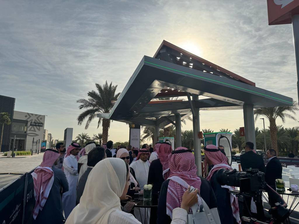 EVIQ Launches Fast-Charge Service for Electric Vehicles in Riyadh