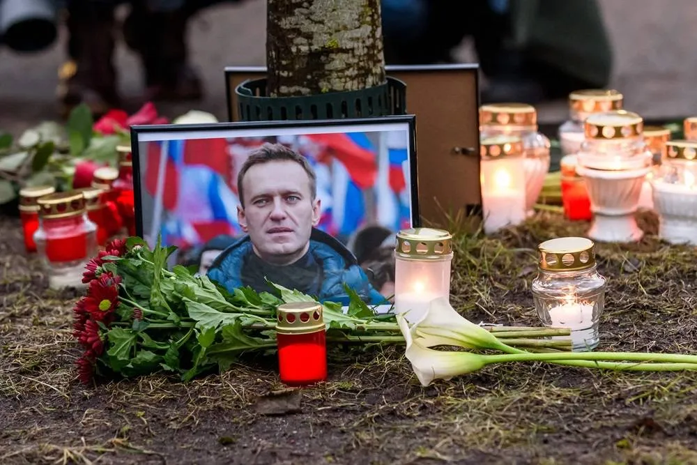 Western Officials and Kremlin Critics Blame Moscow for Navalny’s Death ...